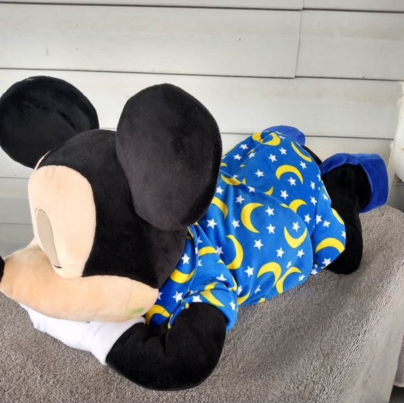 Disney | Other | Disney Sleeping Mickey Mouse 24 Inch Plush Pillow ...